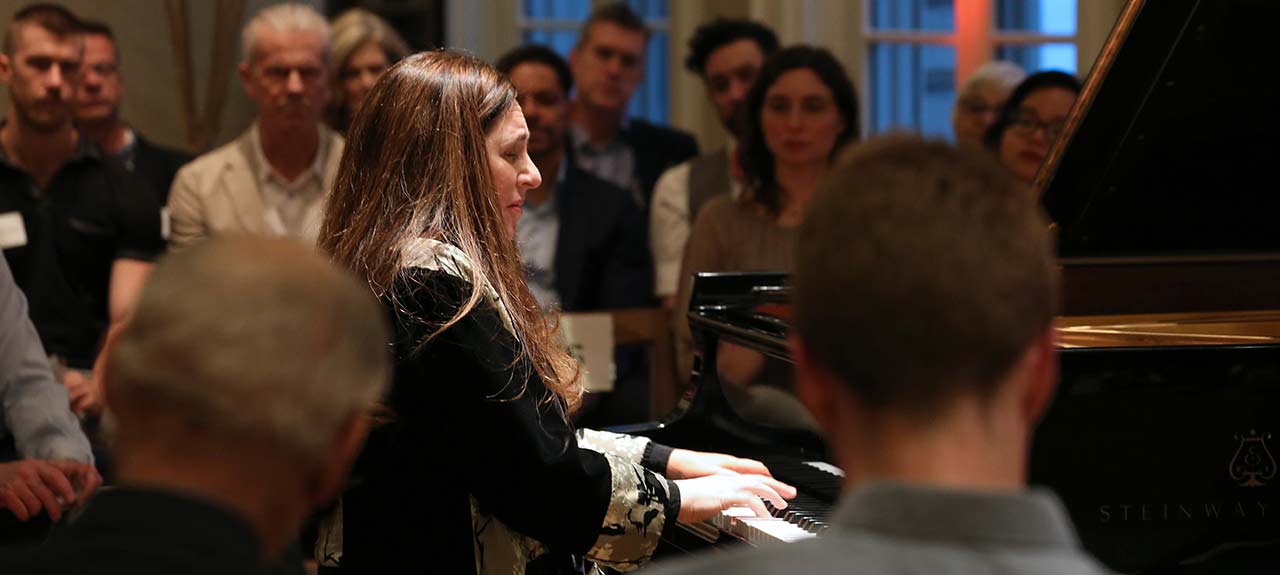 Simone Dinnerstein Saves the Day with a Captivating and Intimate House ...